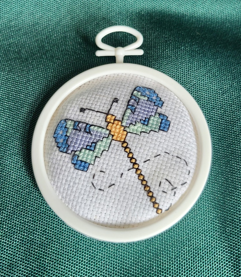 MINI CROSS STITCH HANGER - Crafter's Market UK