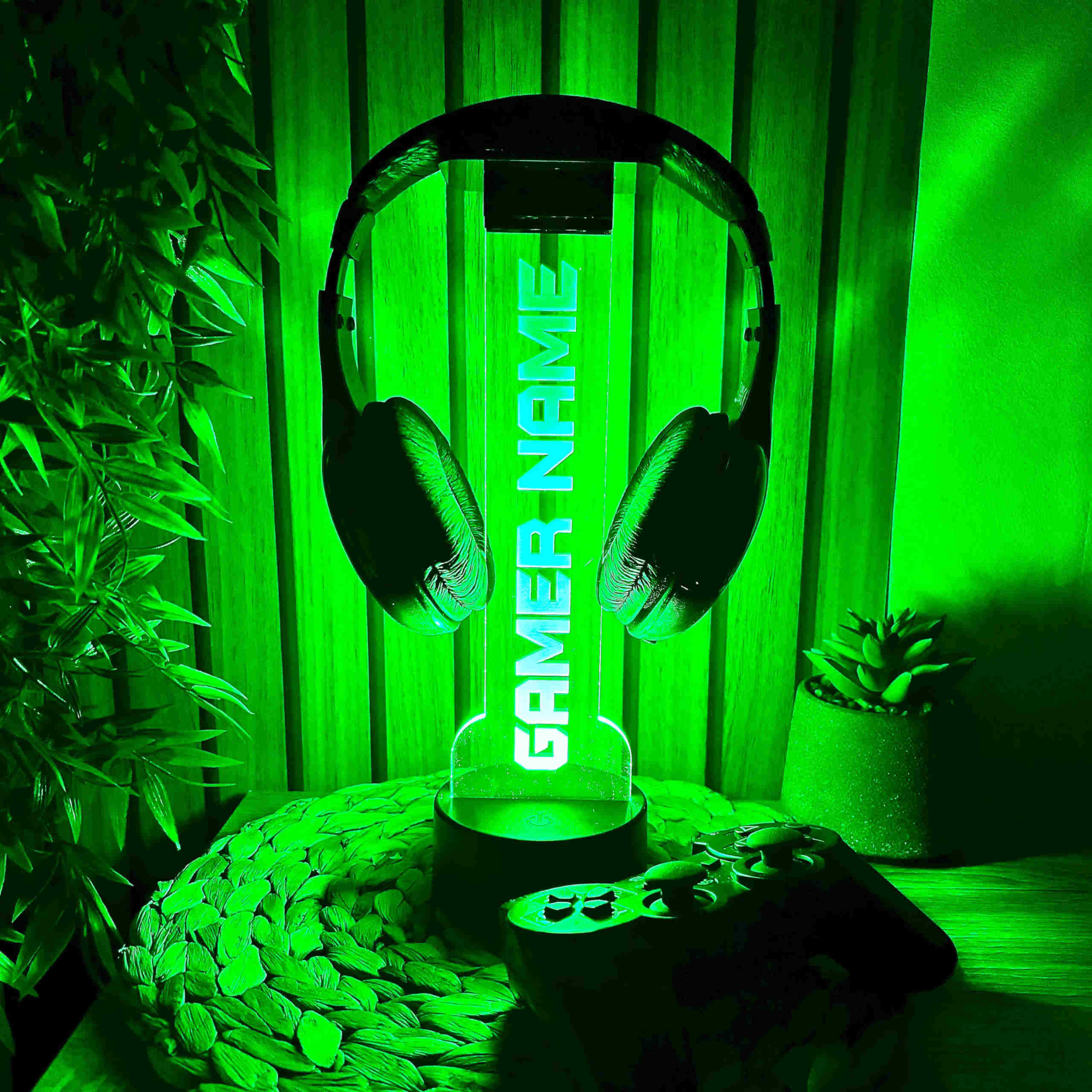 Personalised LED Acrylic Gaming Headphone Stand - Crafter's Market UK